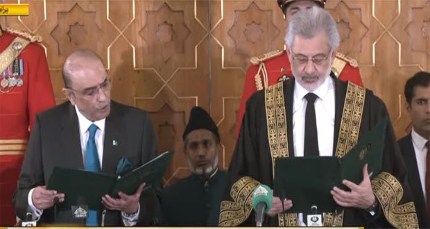 Swearing in ceremony underway for 14th President of Pakistan at Aiwan-e ...