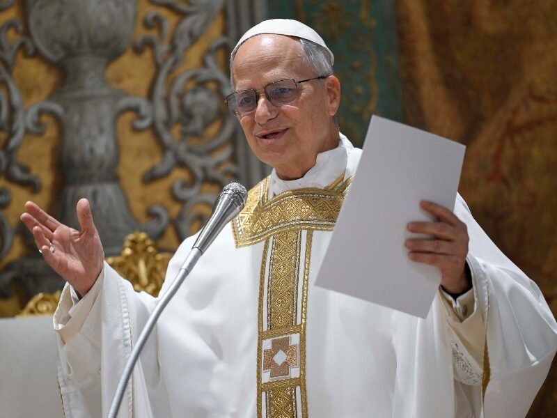 Pope welcomes ceasefire between Pakistan and India - Abb Takk News