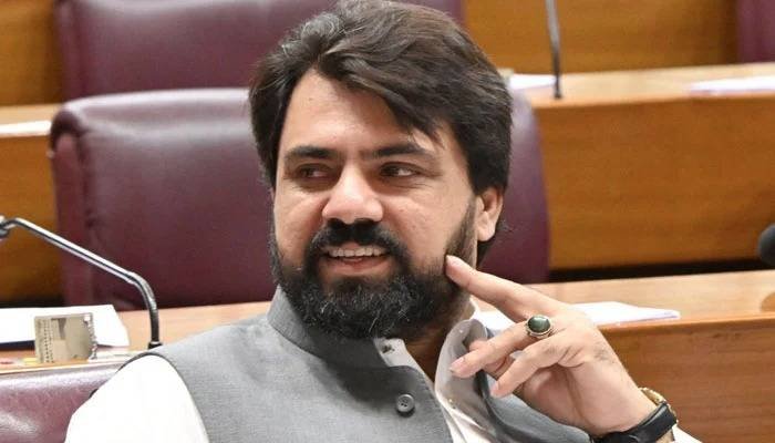 Imran Khan appoints Shahid Khattak as PTI parliamentary leader in NA ...